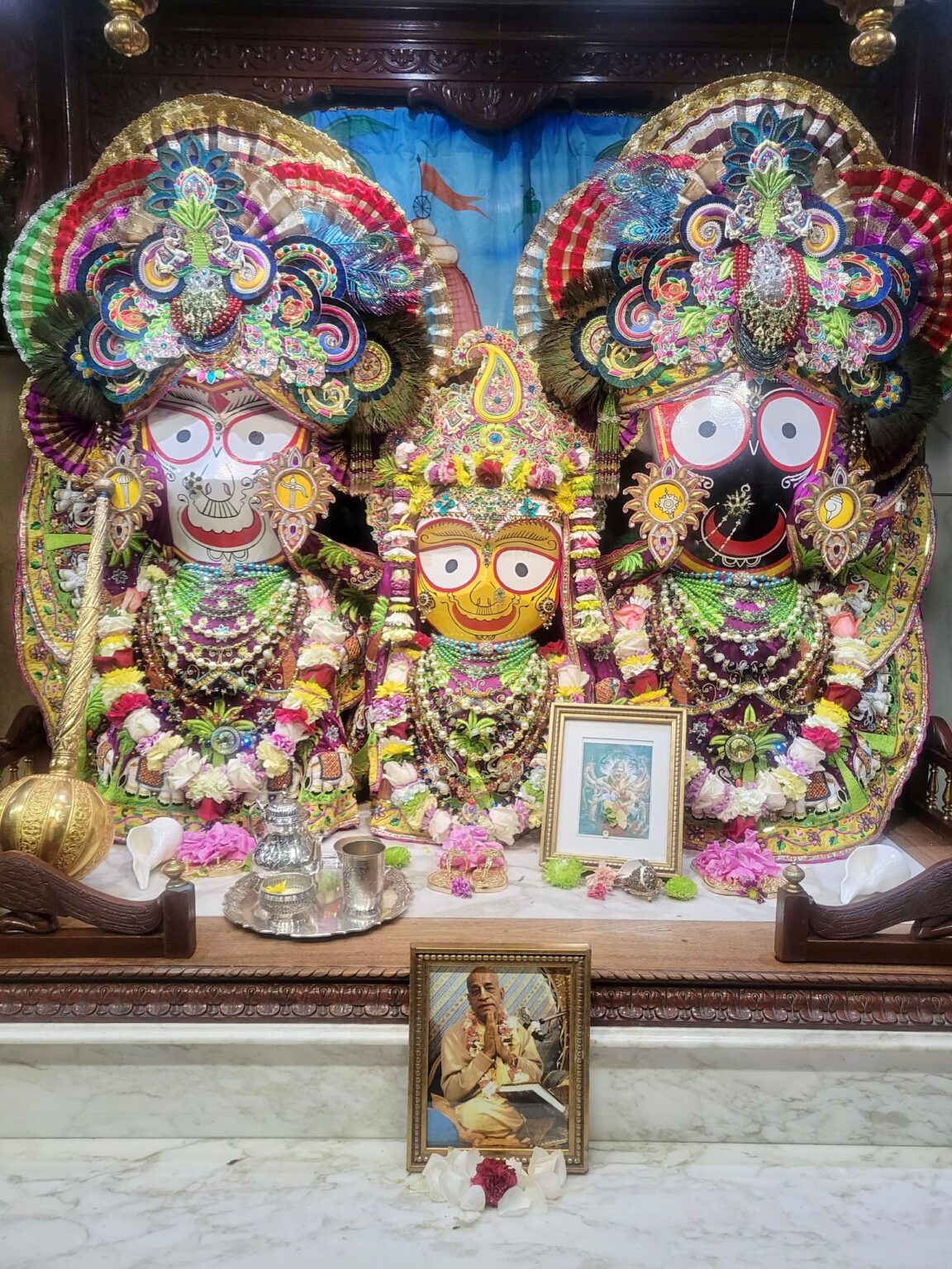 ISKCON Detroit – The Devasadhan Mandir