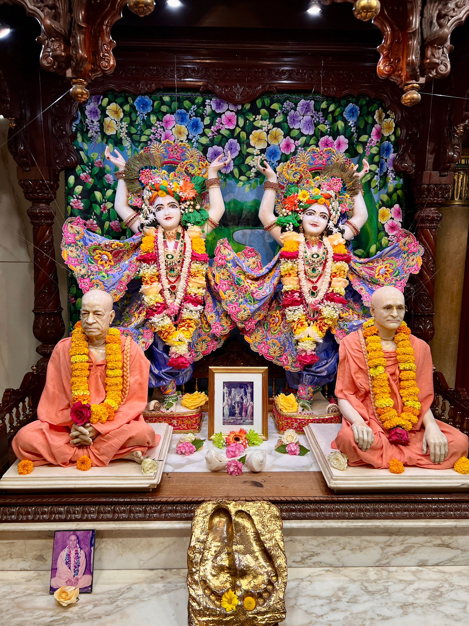 ISKCON Detroit – The Devasadan Mandir